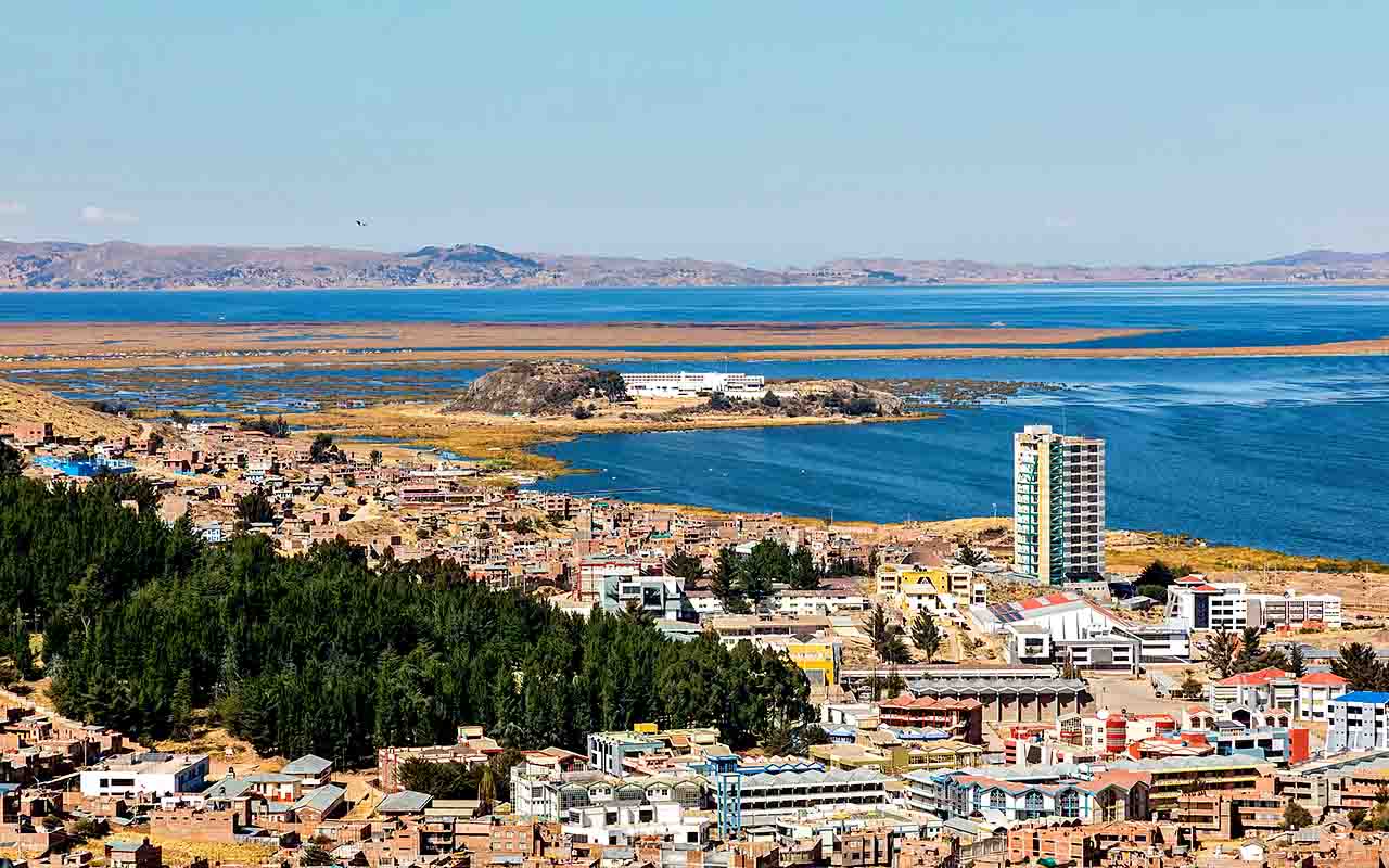Puno: entre seus folclores andinos e o lago navegável mais alto do mundo